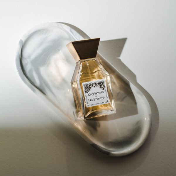 CUIR VETYVER – LEVEL PERFUME